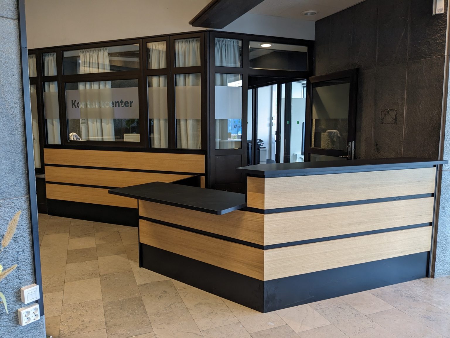 Receptionsdiskar - Mellbloms Snickeri AB